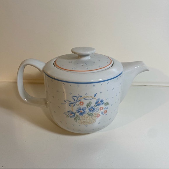 Corningware | Kitchen | Vintage Fine Porcelain Country Cornflower ...